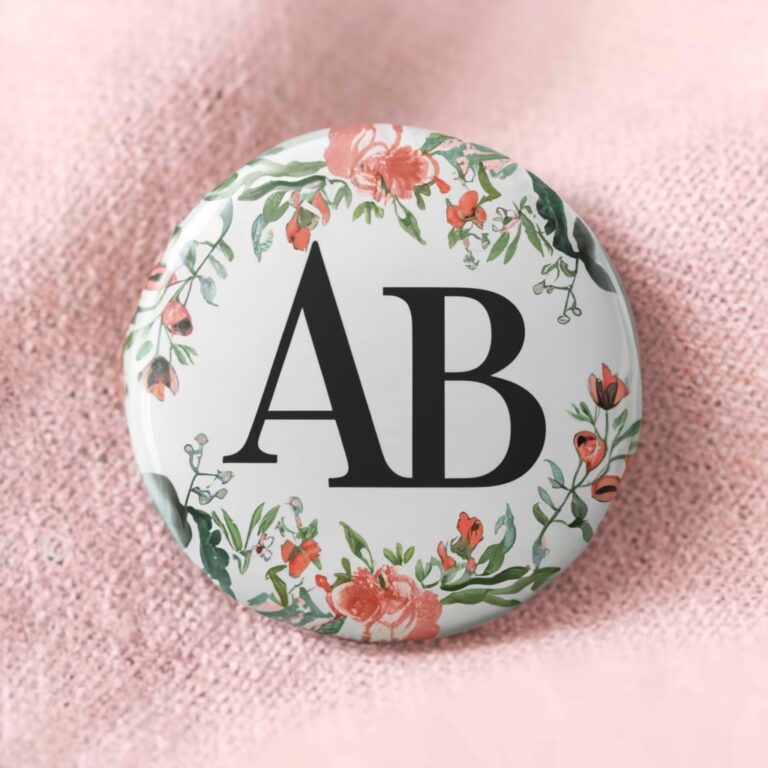 Book Lover - Pinsbutton.com